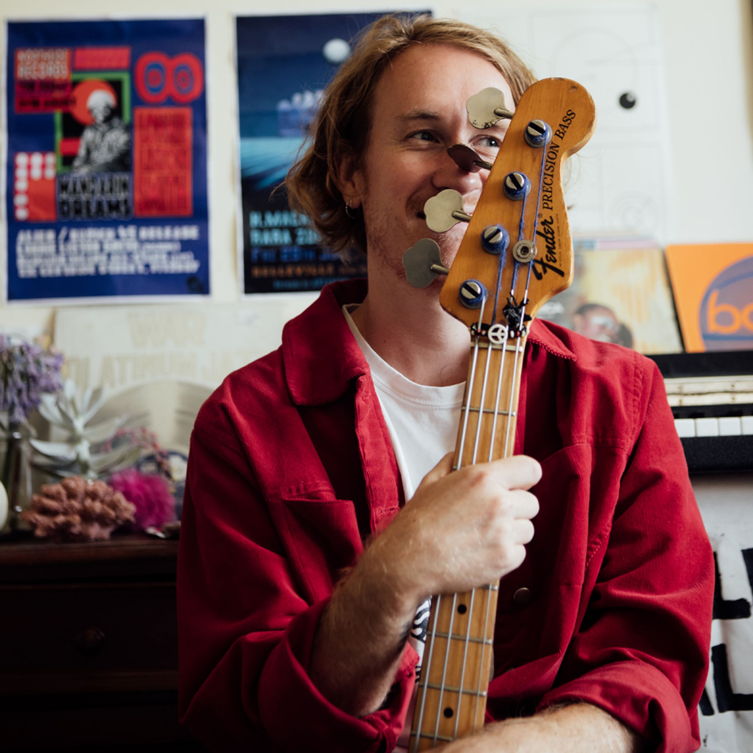 Matthew Hayes | TRACKLIB.COM